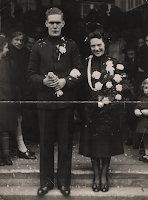 Derek Marchant Blog.