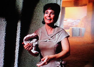 MUSINGS OF A SCI-FI FANATIC: Star Trek TOS S1 Ep1: The Man Trap