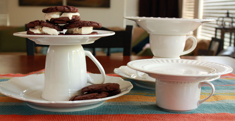 The Sassy Pepper: Tea Party Plates!