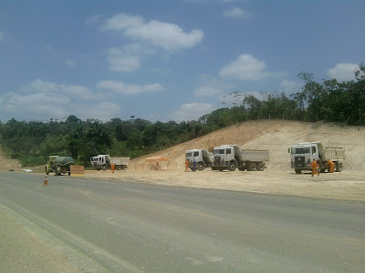 Blog do Brito: Duplicação da BR 408 está em andamento