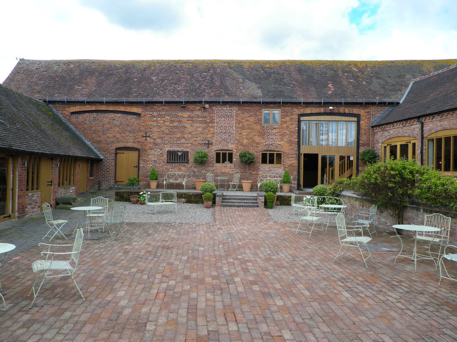 Balls' Nuffield Trip: Worcester - Weddings, Beef & Asparagus