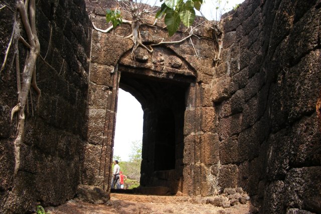 महाराष्ट्रातील किल्ले....: Purnagad