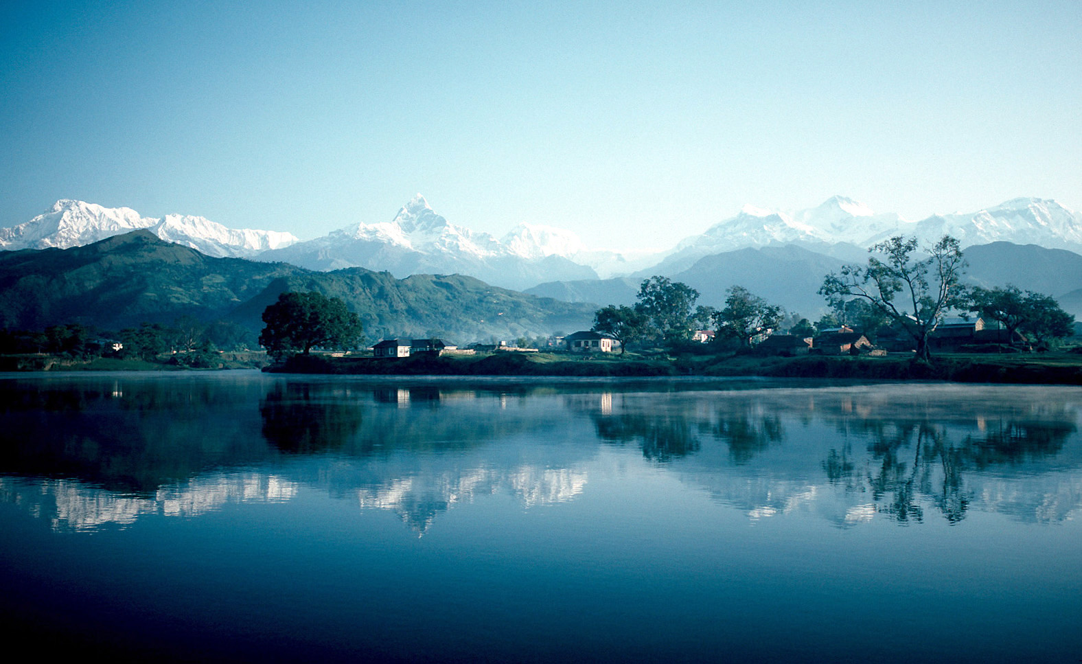 NEPALI WALLPAPER: Pokhara fewa lake