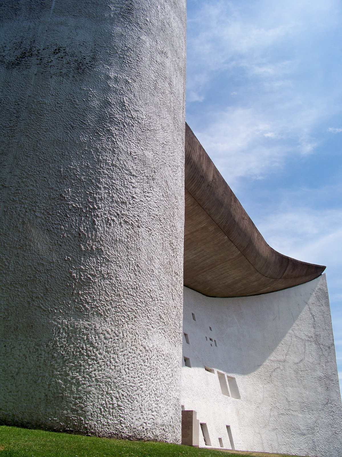 touch: Detail Photos from Ronchamp (1 )