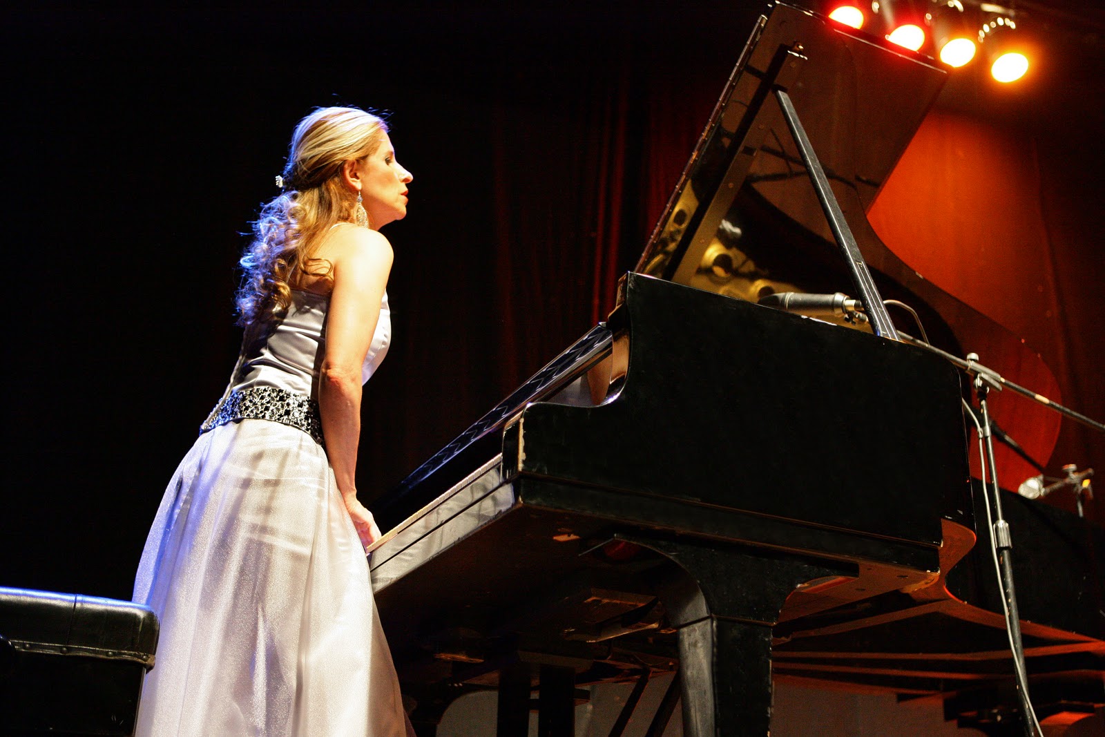 Maria Alice de Mendonça / Performances