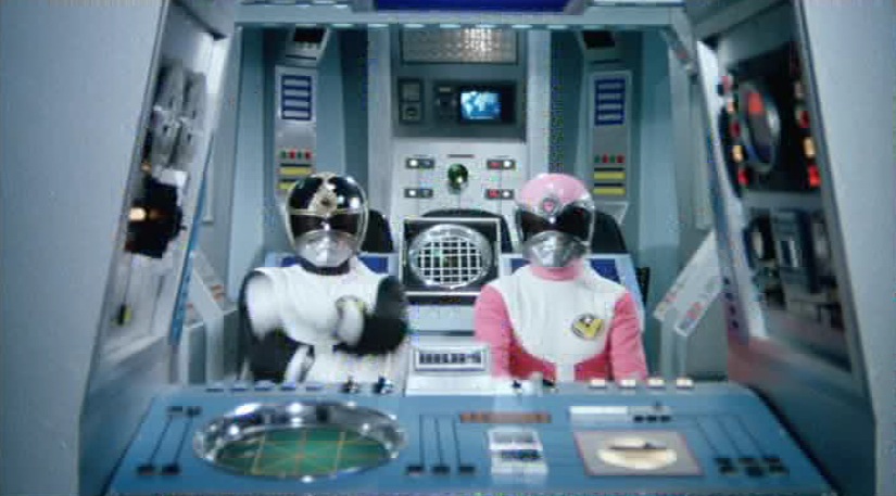 TOKUSATSU EVOLUTION:THE WORLD OF TOKUSATSU: MECHA AND ROBOT SUPER ...