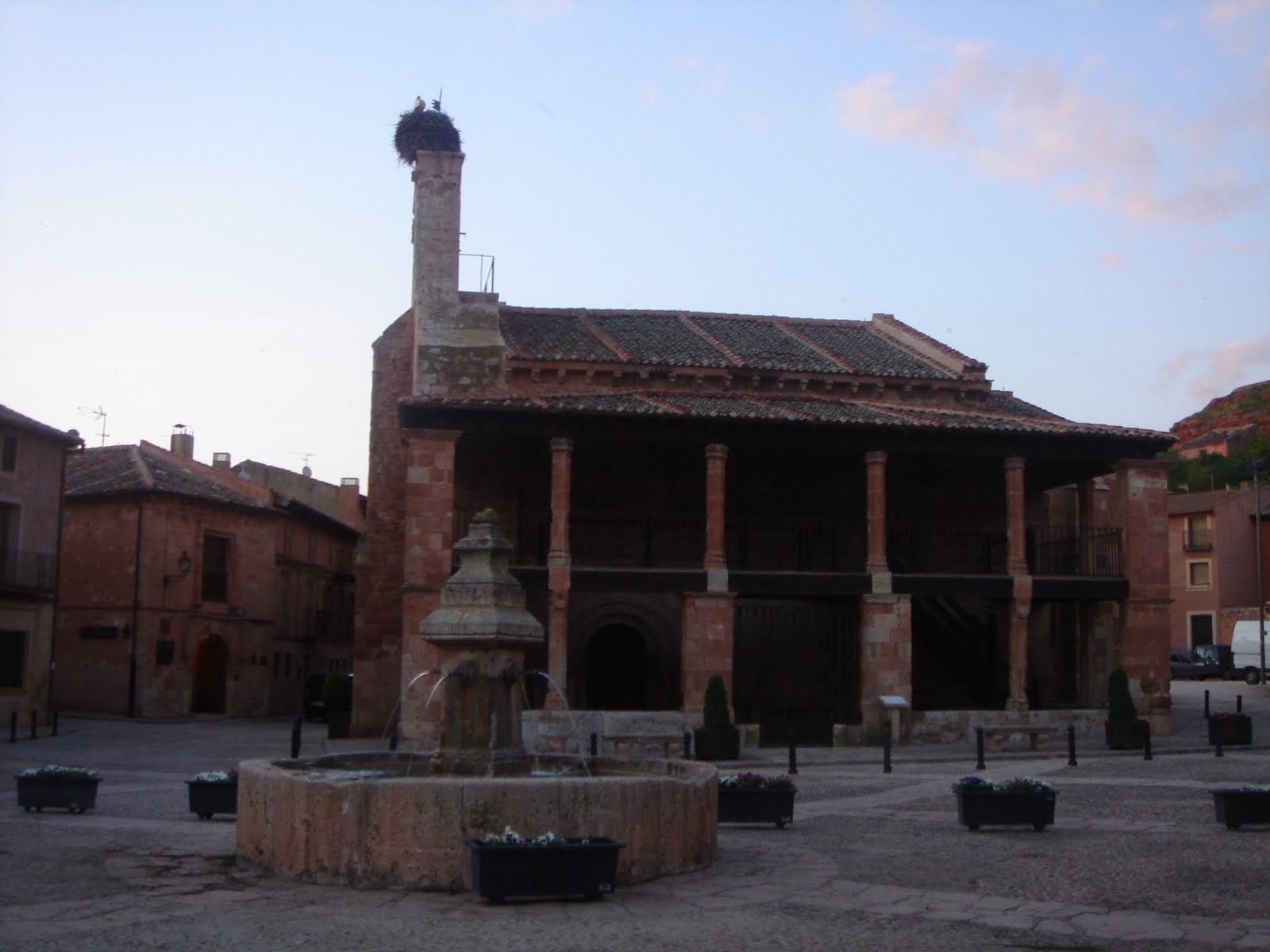 Historia y Genealogía: La villa medieval de Ayllón. Segovia.