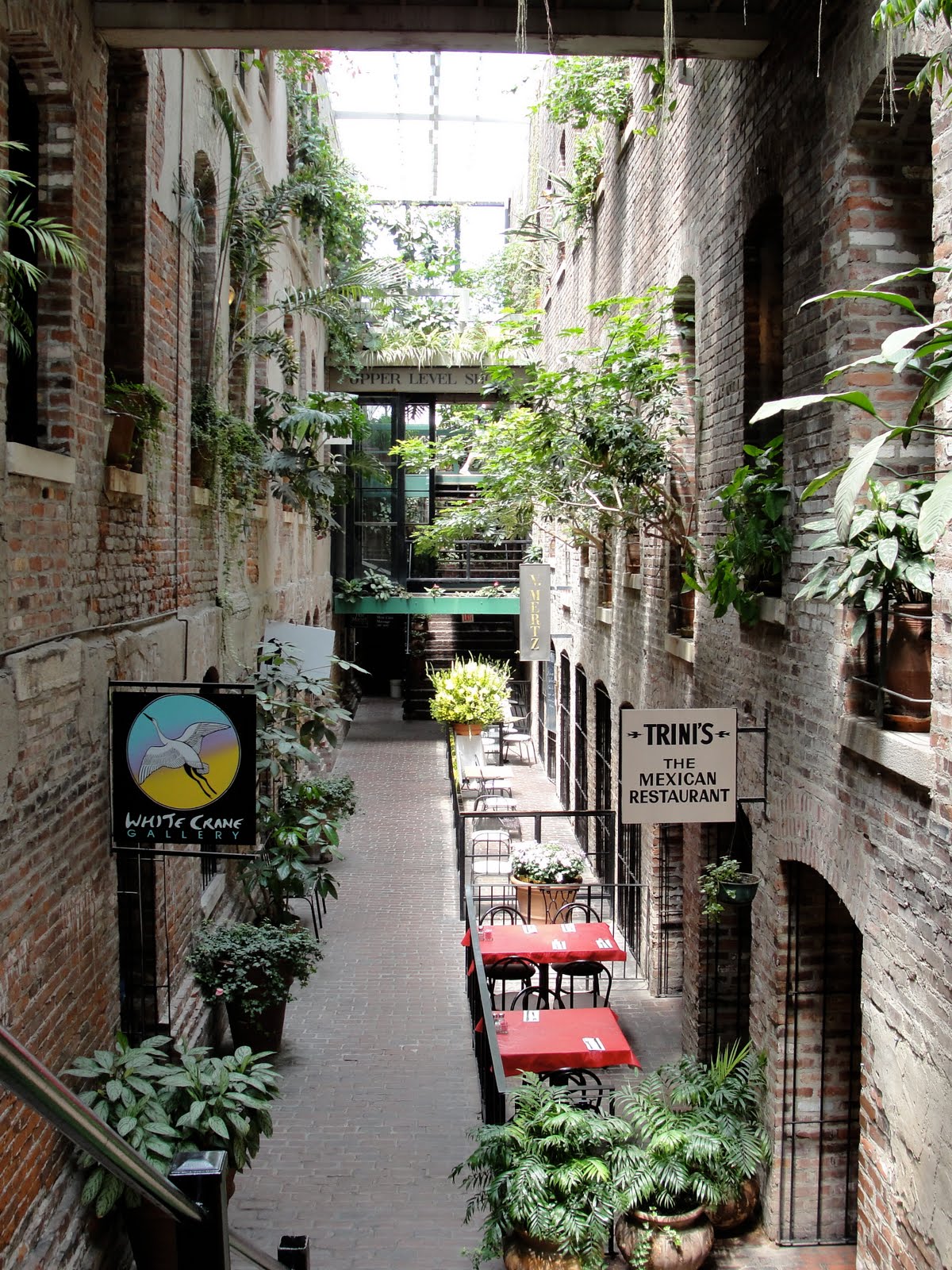 The Hometown Tourist: Omaha: The Old Market in a New Light