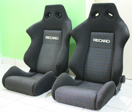 Dingz Garage: Seat Recaro SR2