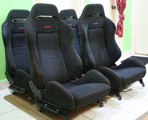 Dingz Garage: Seat Recaro Black DC2/DB8 with original/evo railing