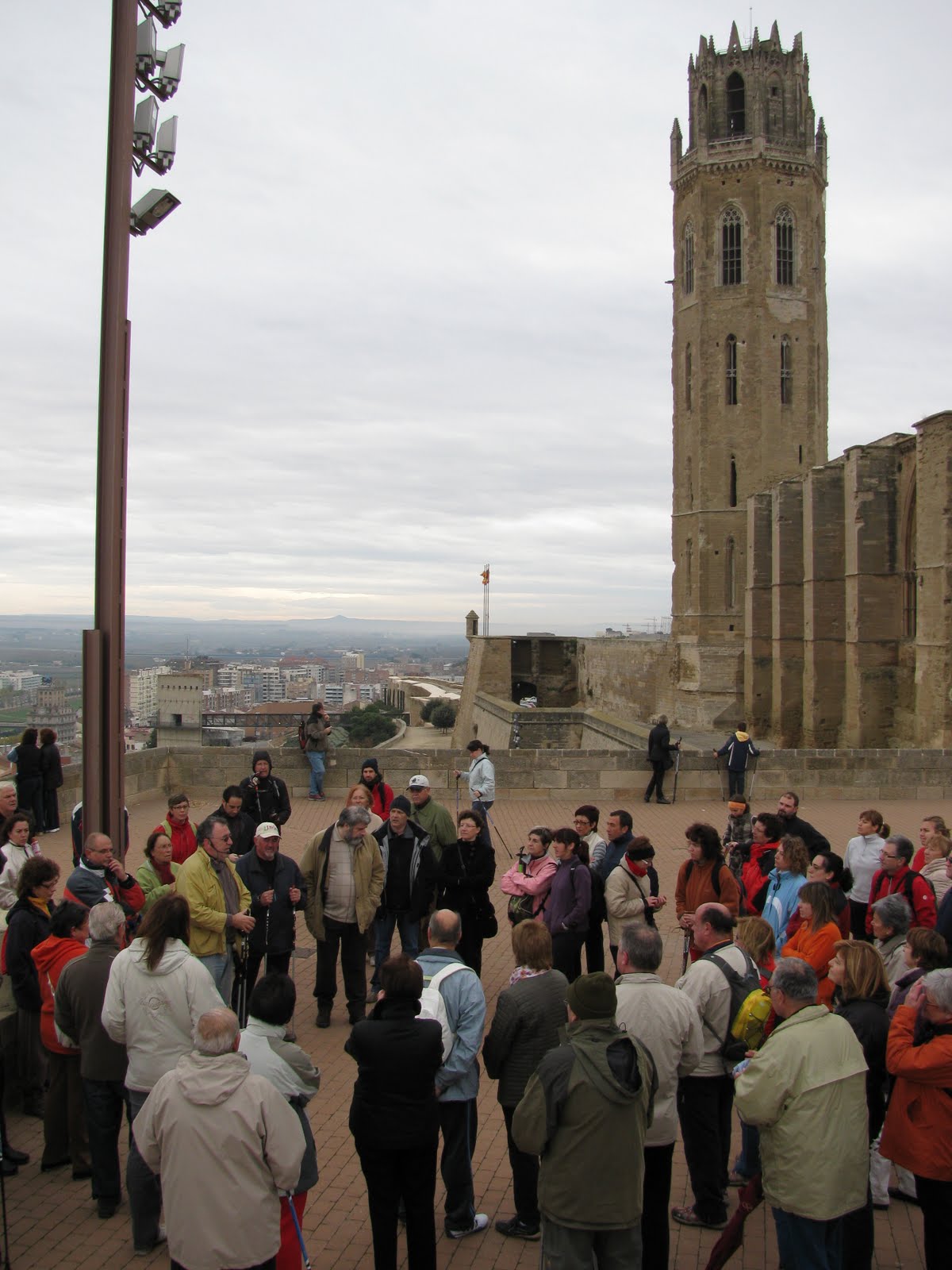 DONA BALAFIA ASSOC.: BATALLA D'ILERDA I MARXA NÒRDICA