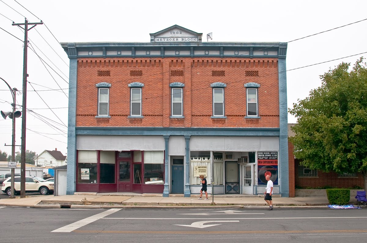 THE 17TH ANNUAL THANKSGIVING PHOTO SHOW - 2010: November 2010