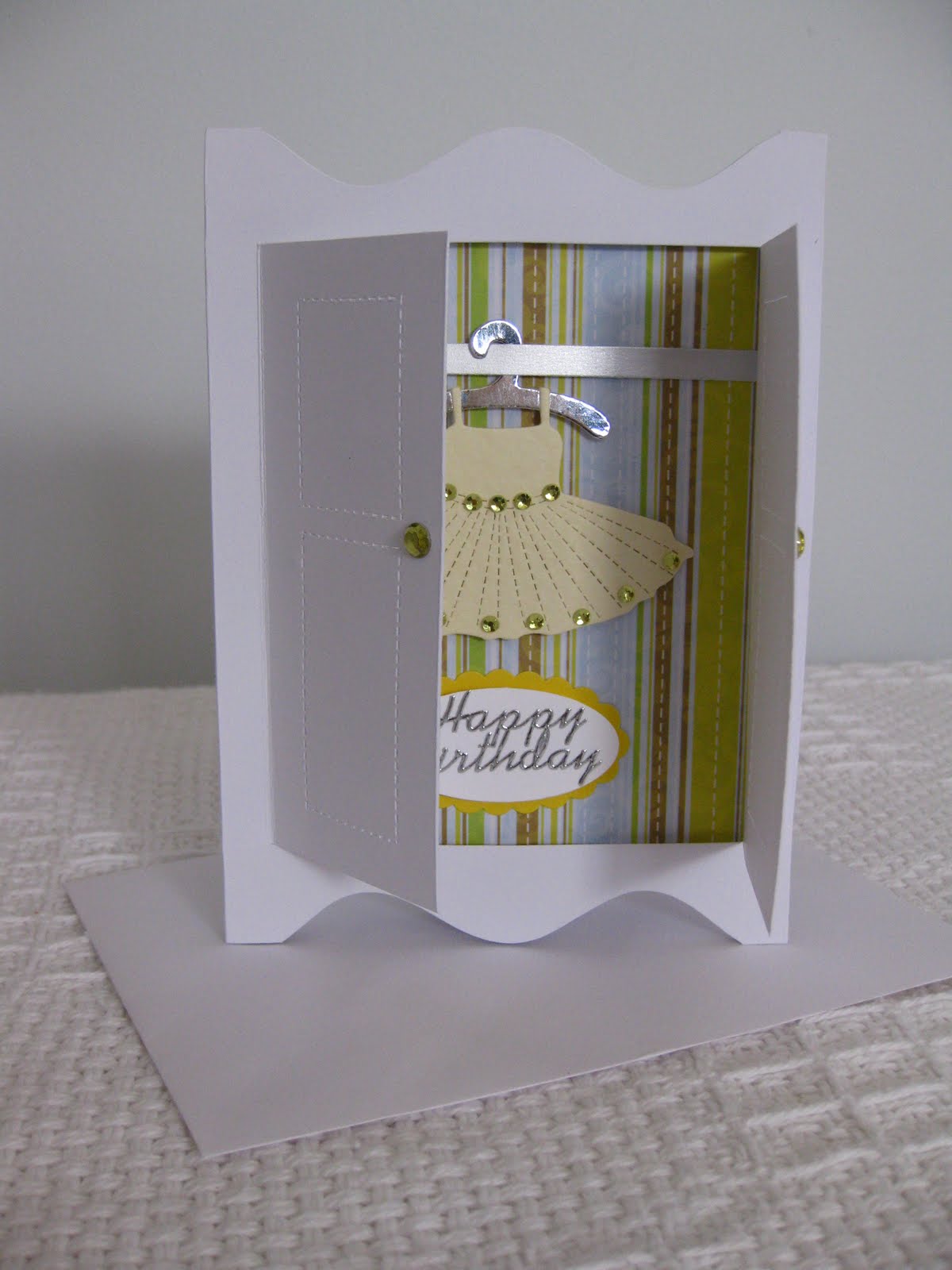 Handmade In A Beautiful Pea Green Boat: Wardrobe cards!