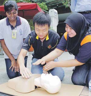 Bantuan Kecemasan CPR Hanya Tekan Dada ~ ...Perkongsian Halatuju ...