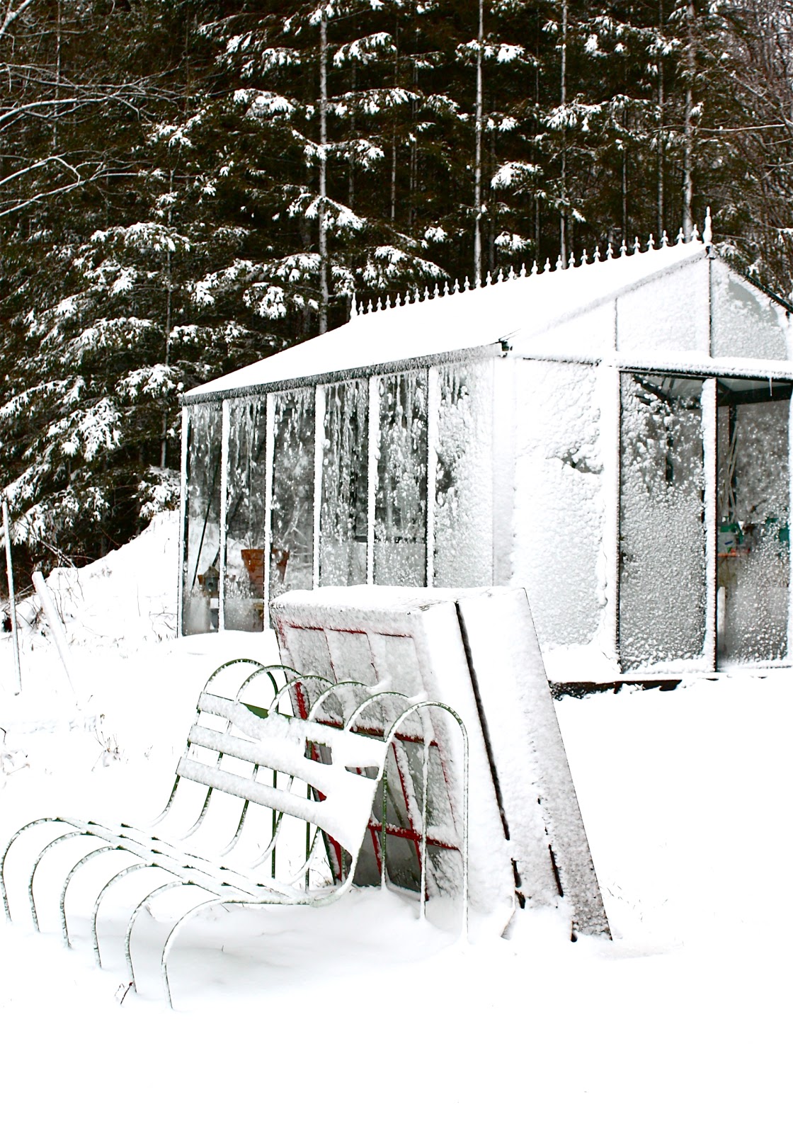 Eikerota: Is slottet