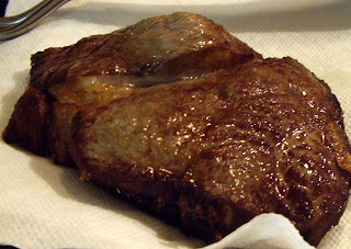 That Looks Tasty: Deep fried steak aka pitchfork fondue