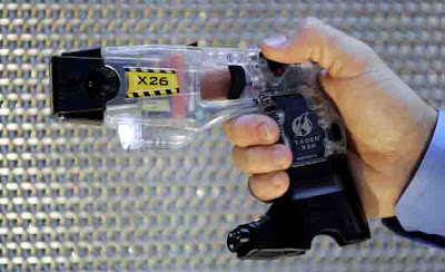jobsanger: Police Taser 72 Year-Old Woman