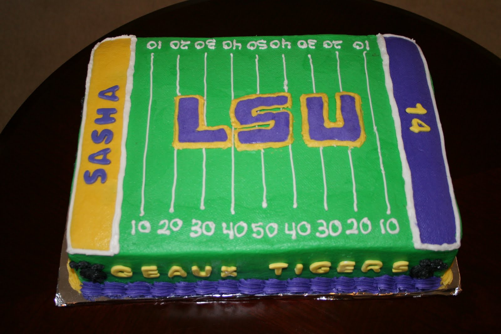 Rachel's Creative Cakes: LSU Cake