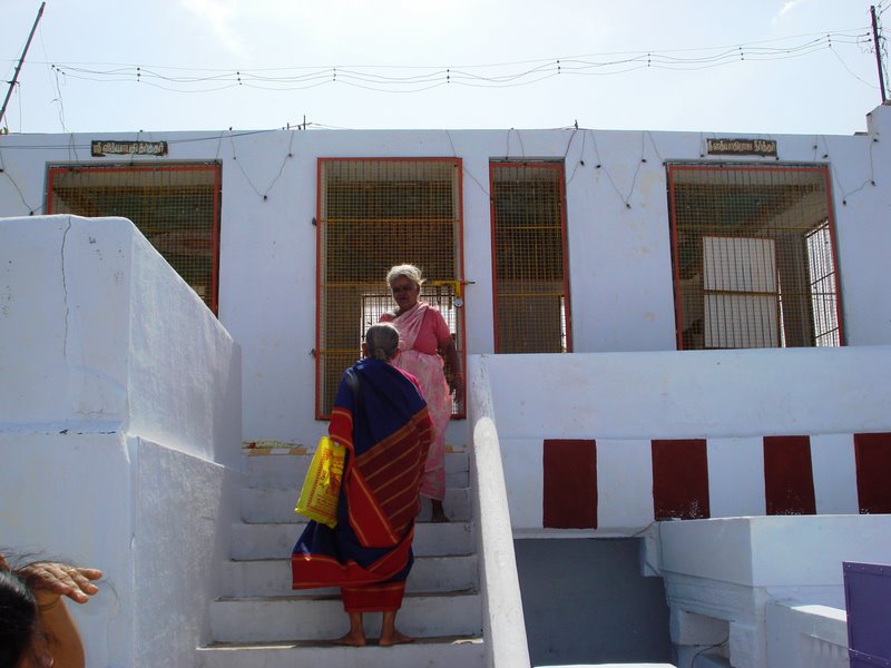 Aalayam Kanden (Temples I saw): Navabrindavan, Shenbakkam