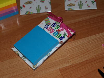 Red Heads Craft More Fun: Post It Note Holder