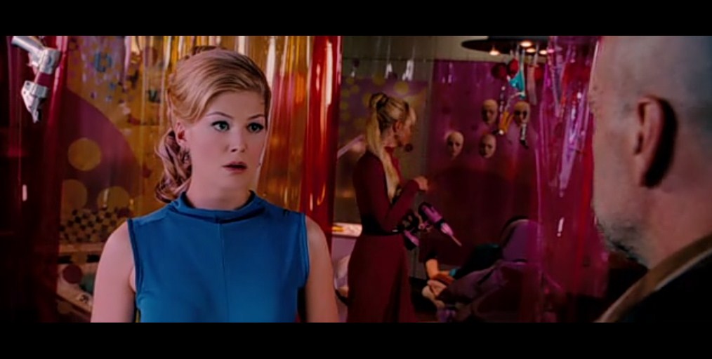 Rosamund Pike: Surrogates Screen Captures