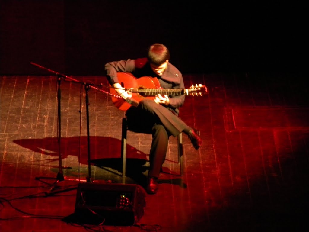 Dicţionar explicativ al banalităţii cotidiene: O amintire: Javier Conde ...