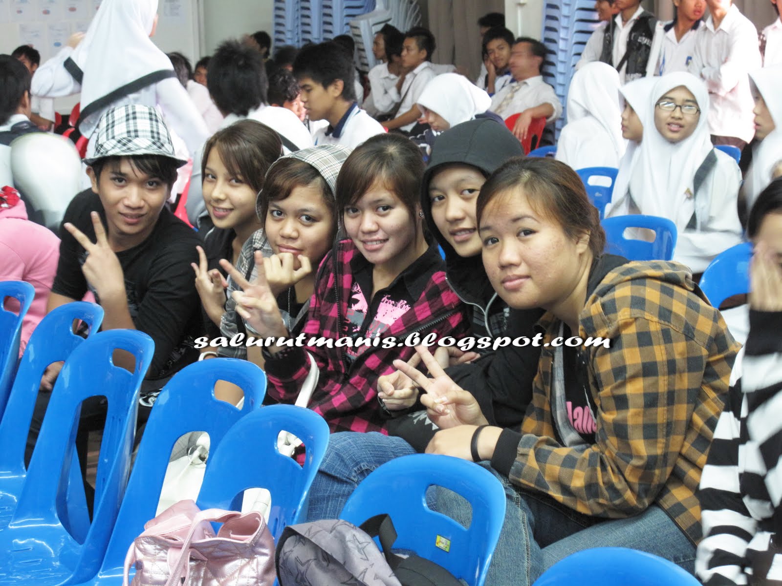 SaLuRuT MaNiS: Sambutan Hari Guru 2009