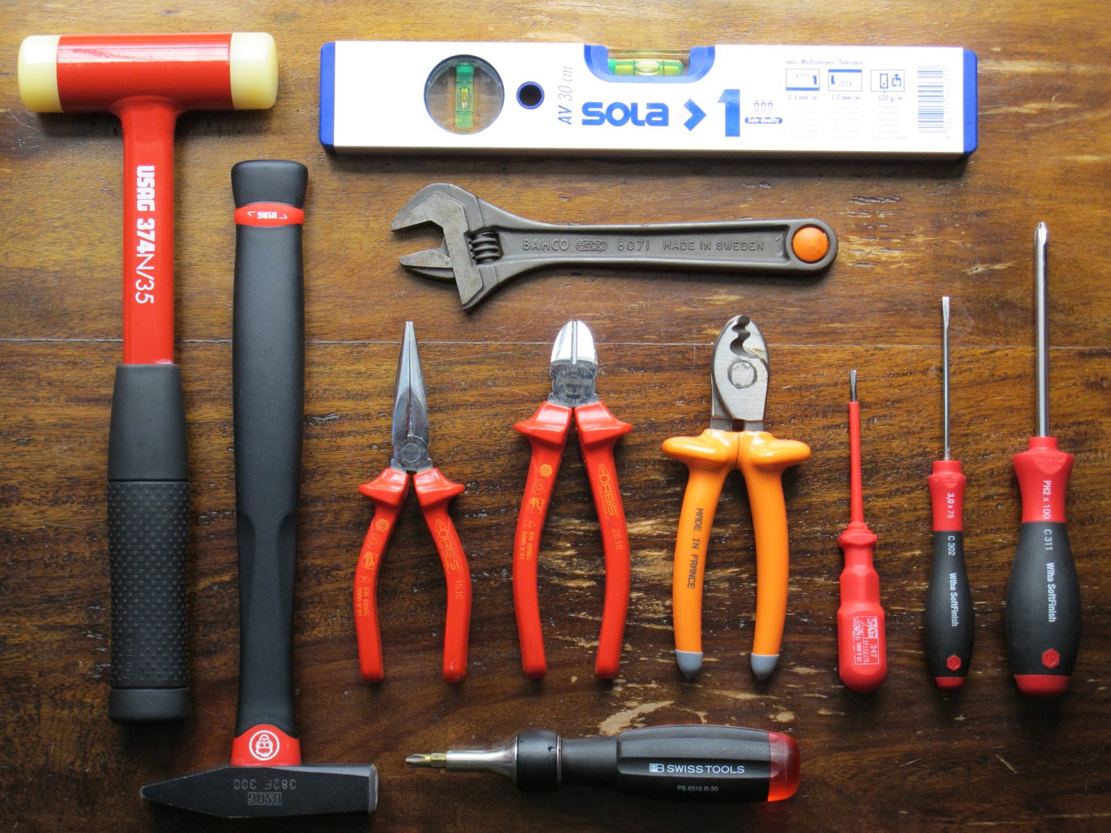 b-side: I Like Good Tools.