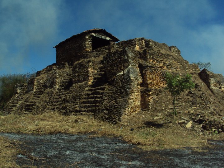 Asi es Mi Rabinal!: kaj-yup