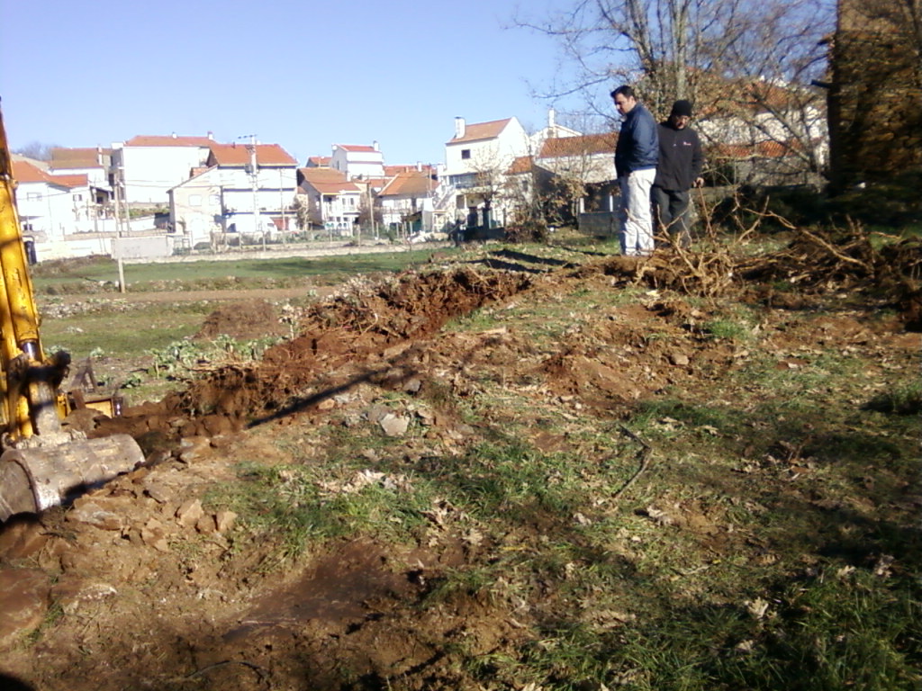 Malcata.net: BECO DA CORELA EM OBRAS