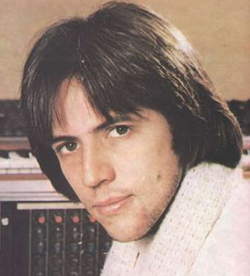 Es bueno comunicarnos: ALEJANDRO LERNER