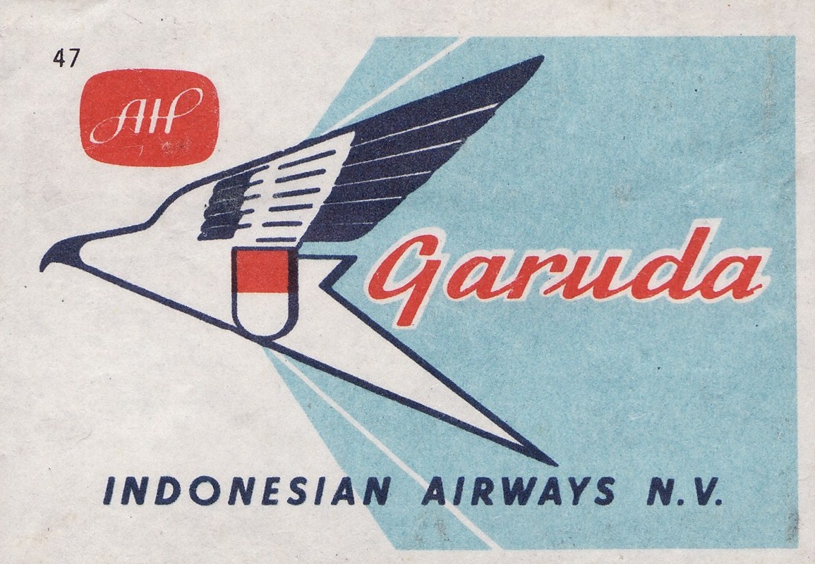 MATCHBOXES AND LABELS COLLECTION: AIRLINES LOGO ON MATCHBOX LABEL