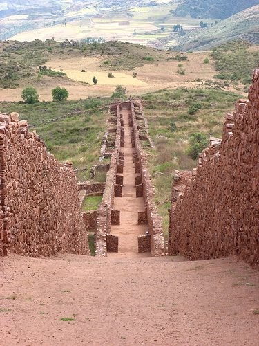 ES-PER-ARTE: ARQUITECTURA WARI