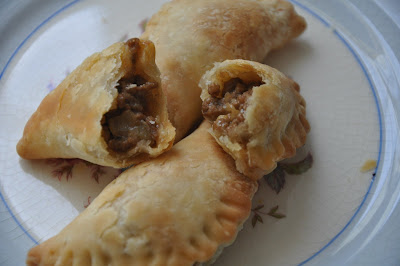 the parsley thief: Mini Beef & Cheese Empanadas~Part Two