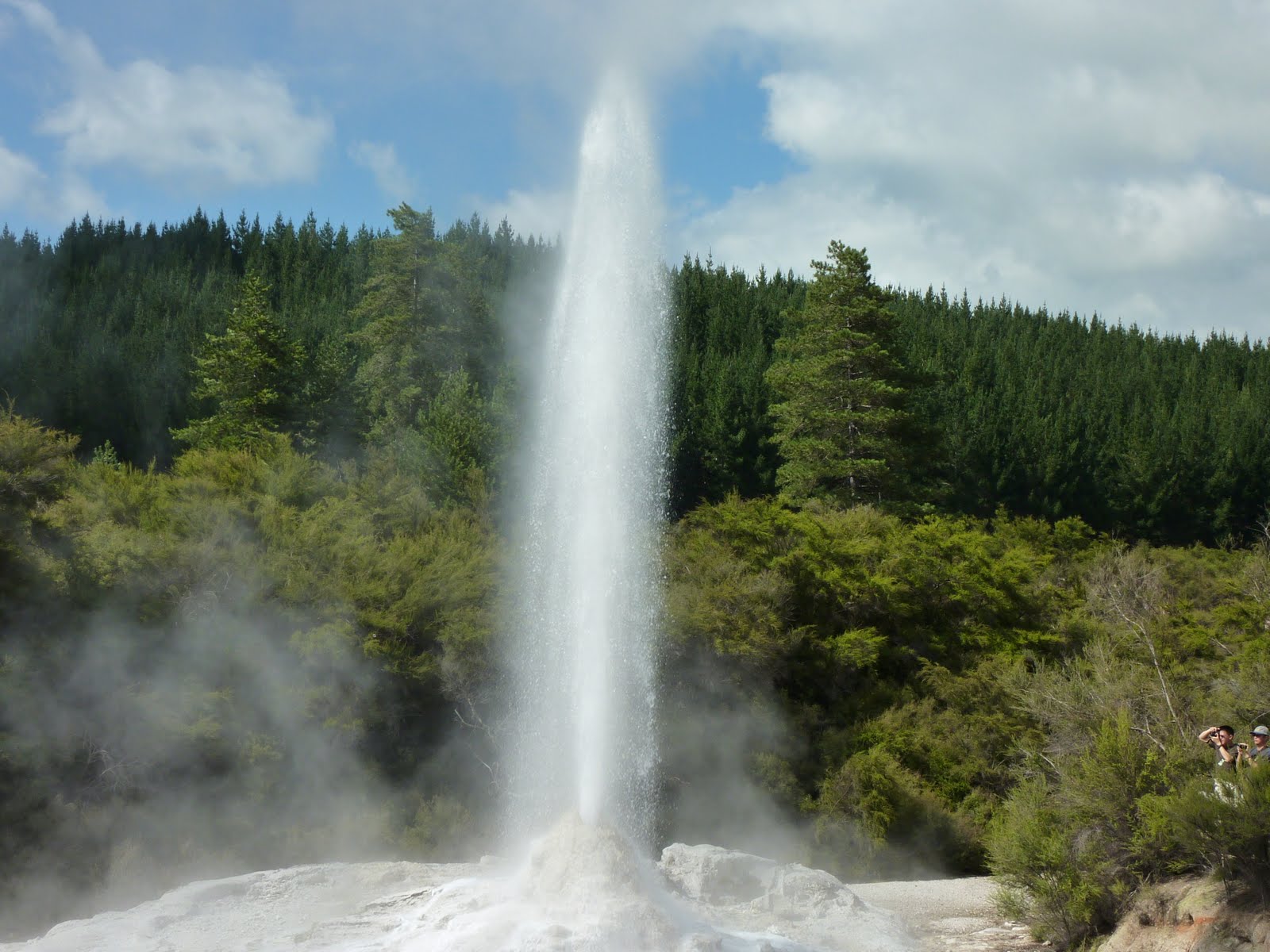 Impressions from Australia and New Zealand: Heavy rain and reunion in ...