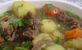 KaKCiK | ReCiPeS: BUKA PUASA - Mi Sup Daging dan Tulang Gezort