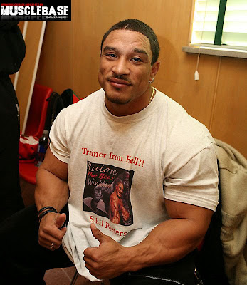 2009 Arnold Classic Amateurs Wins Roelly Winkler - Muscle Base | New ...