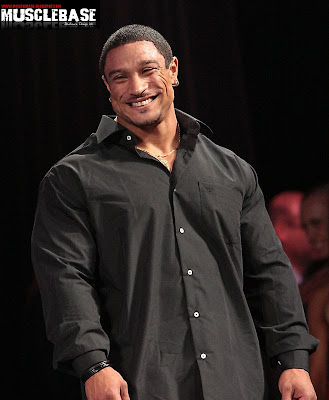 Behind The Scenes At The 2009 IFBB Arnold Classic - Muscle Base | New ...