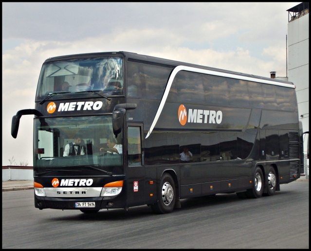 Otobüs Resimleri: Metro Turizm
