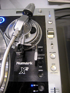 Arround the globe with F'n'K!: Numark X2 Hybrid Turntable Review ...