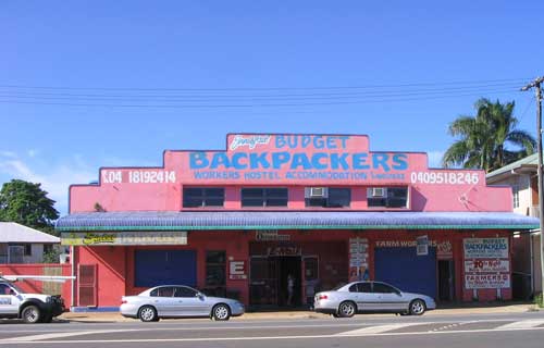 Backpackers.Information: Innisfail Budget Backpackers Hostel