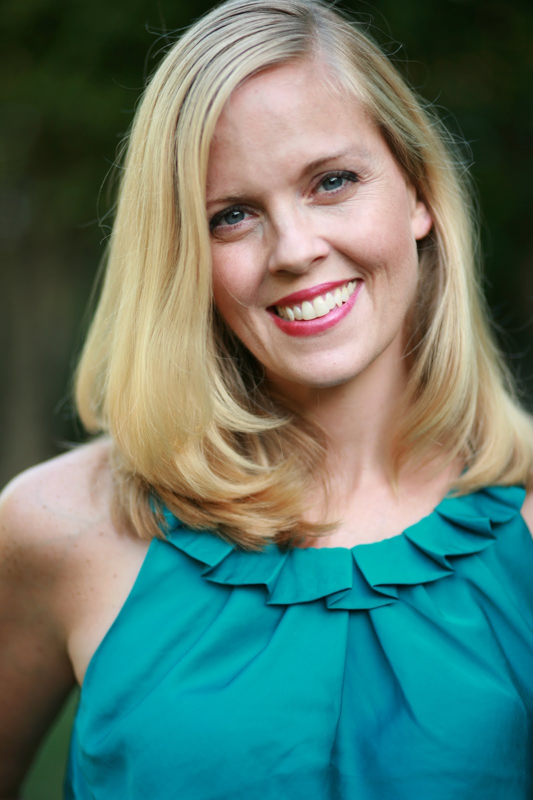 beth shea acting out: April 2010