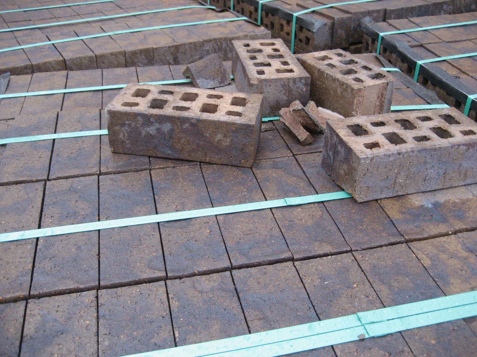 Building our Galleria: Day 91 - Bricks Delivered (Finally)