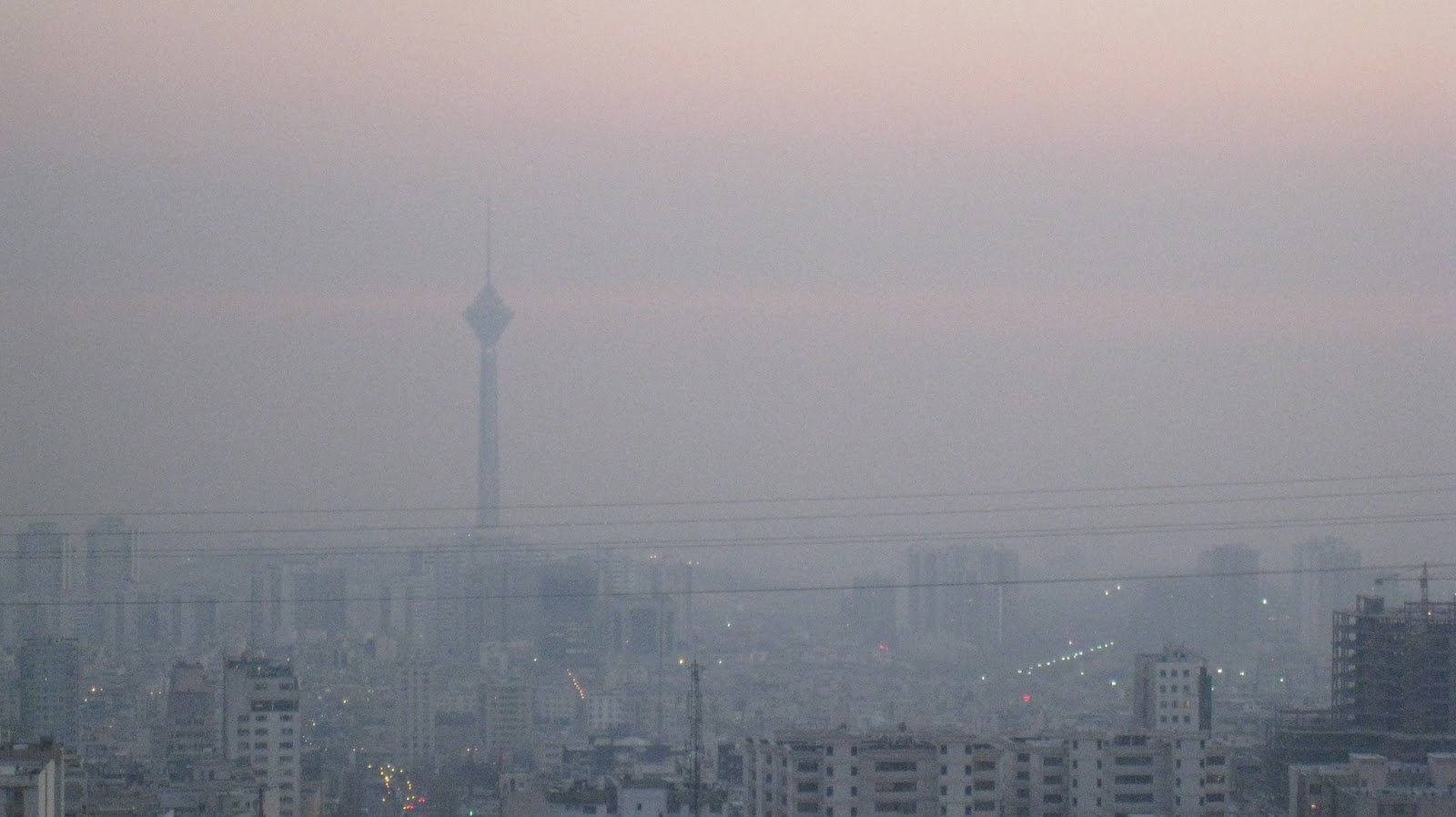 Photo Zone: Tehran in a polluted day