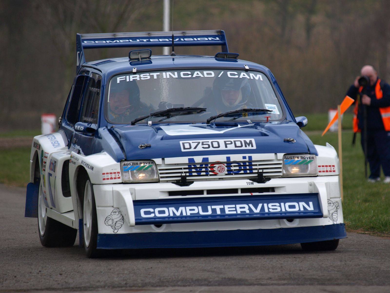 Grupo B: MG Metro 6R4 | Carro de Corrida