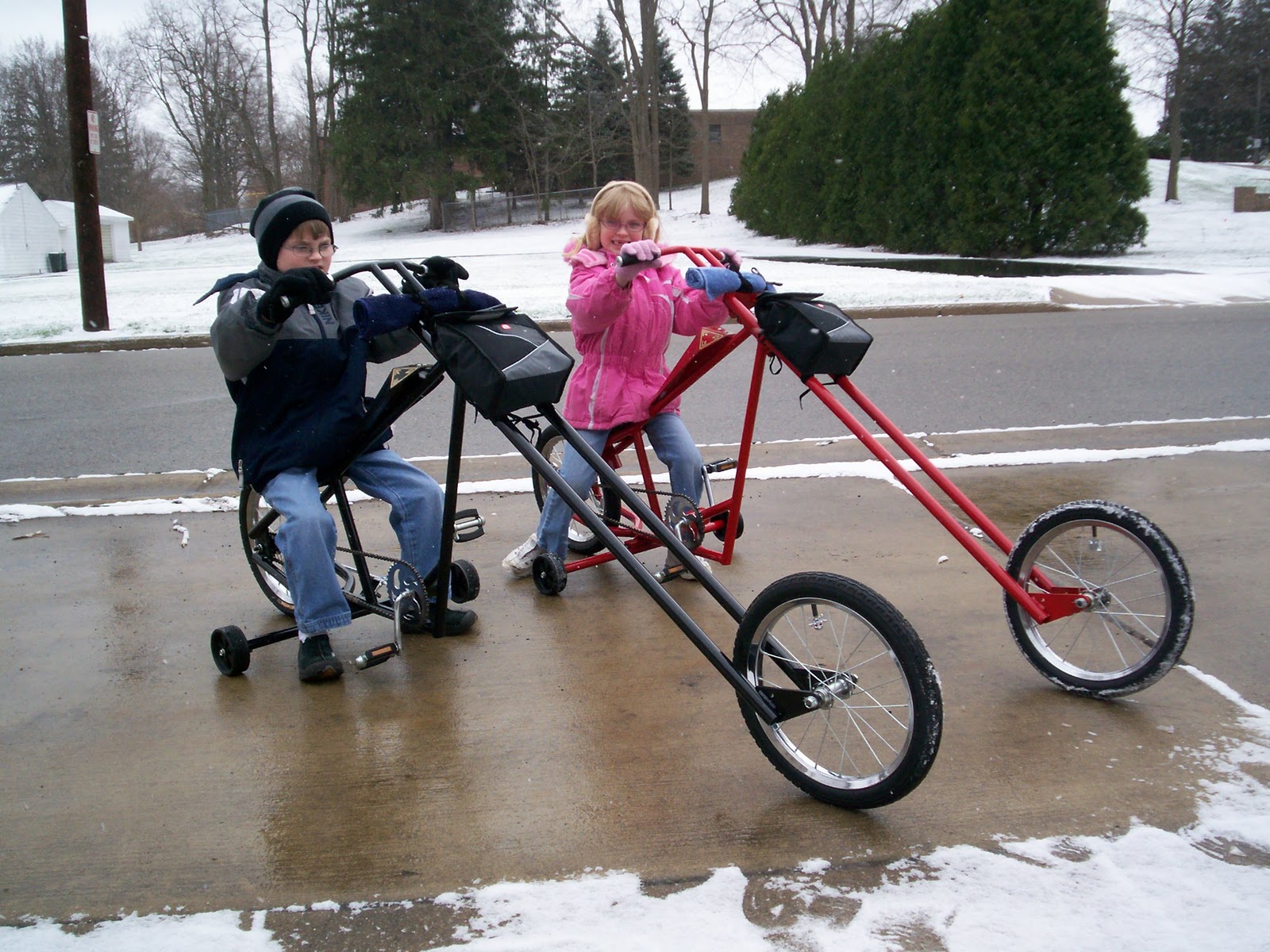 AtomicZombie Bikes, Trikes, Recumbents, Choppers, Ebikes, Velos and ...