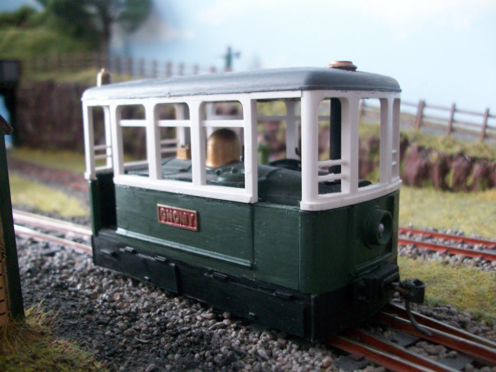 Touchwood, a 0-16.5 gauge layout: Locos