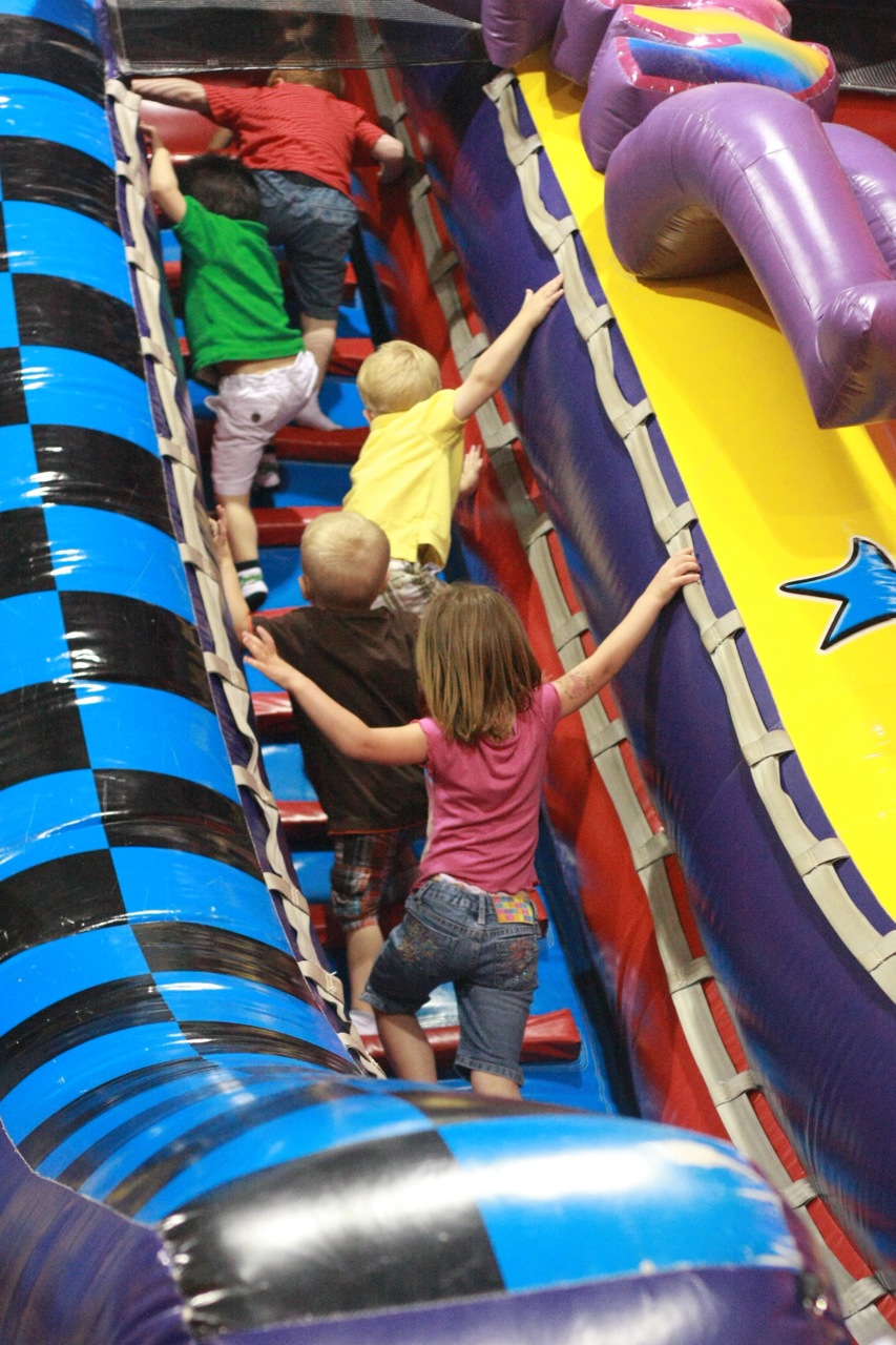 Conner Family Blog: Sam's 4th Birthday - Pump It Up