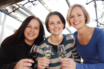 hunter gatherer vintner: Darling, my Liefie, my Zonnebloem