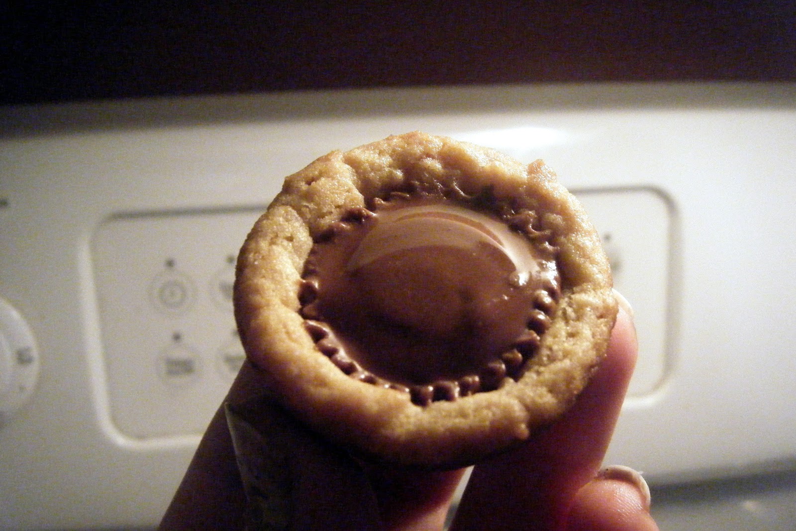 Epicurean Enthusiast: Recipe: Peanut Butter Temptations